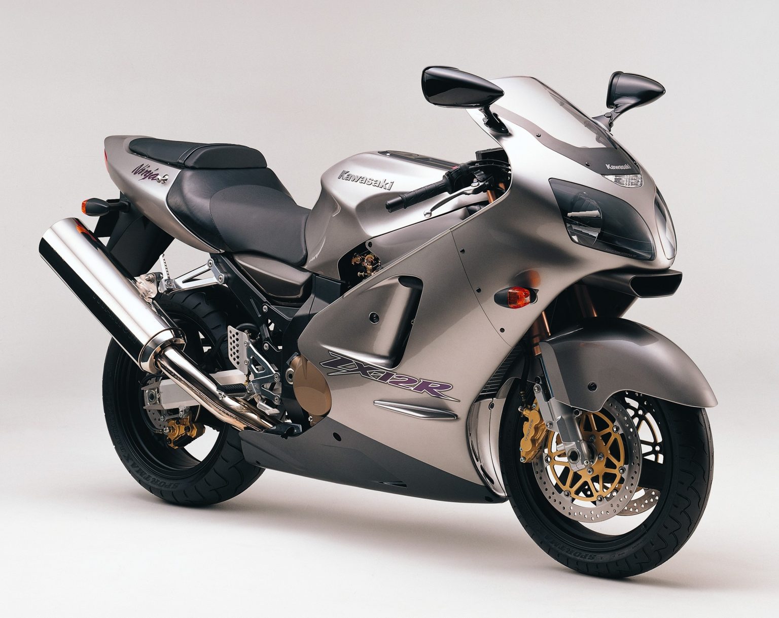 Reconnaître les 6 millésimes de la Kawasaki ZX12R
